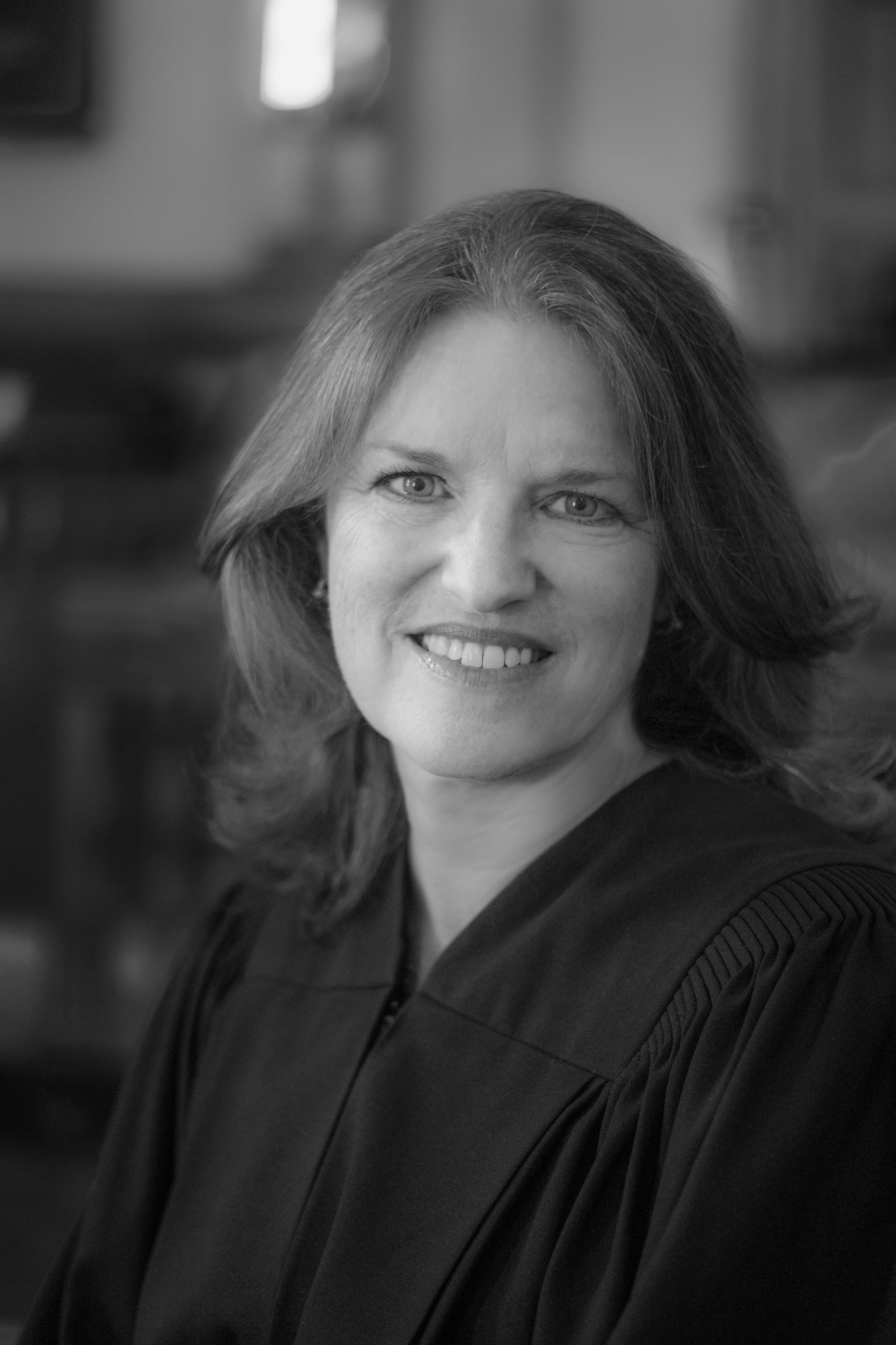 Lisa Rau's Instagram, Twitter & Facebook on IDCrawl